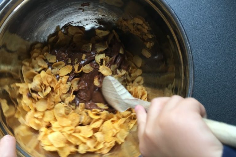 Cooking with Kids: Chocolate Cornflake Cakes - Life with Baby Kicks